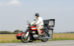 Incrocio a raso: quali sono le regole del Codice della Strada? - Il ...